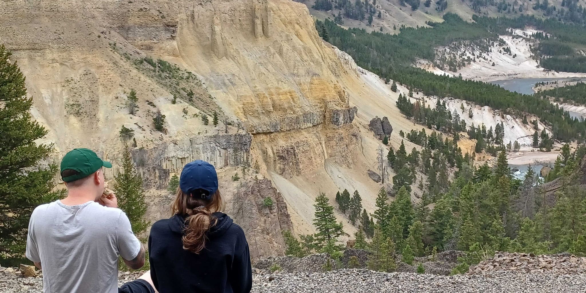 Visiting Yellowstone National Park in the Fall - Yellowstone Safari Company